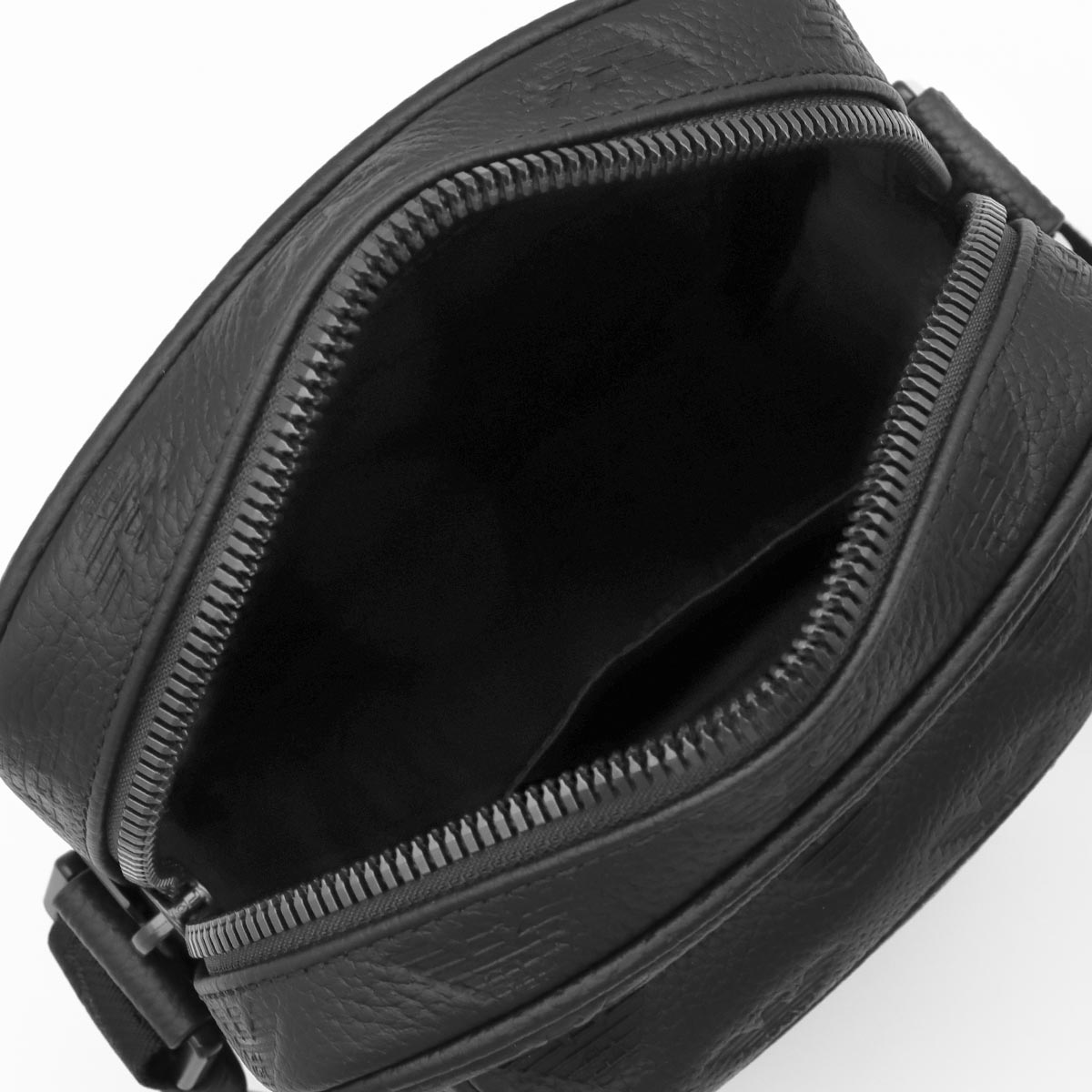 エンポリオアルマーニ ショルダーバッグ/クロスボディ バッグ メンズ イーグルマーク ブラック Y4M398 Y142V 81072 ...